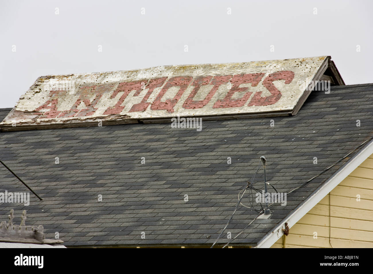 Worn out sign hi-res stock photography and images - Alamy