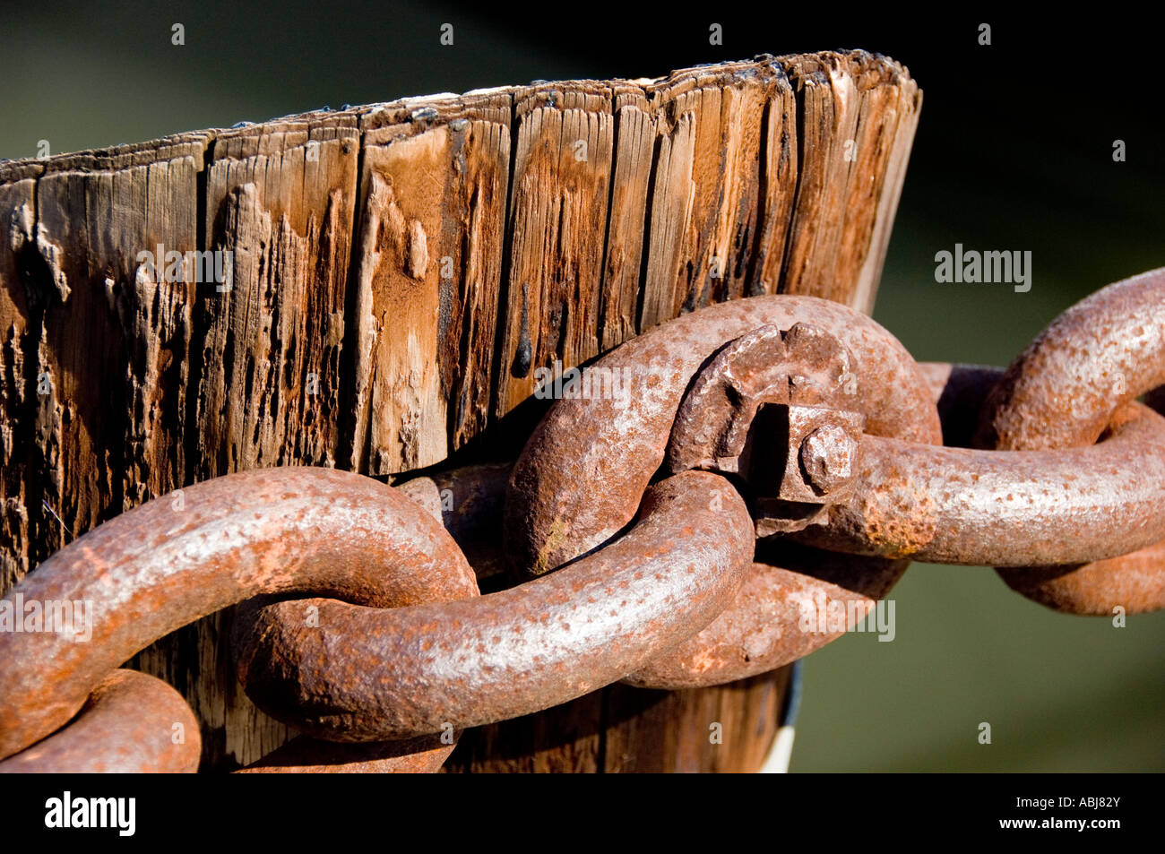 Saus waterfront pier with giant chain Stock Photo - Alamy