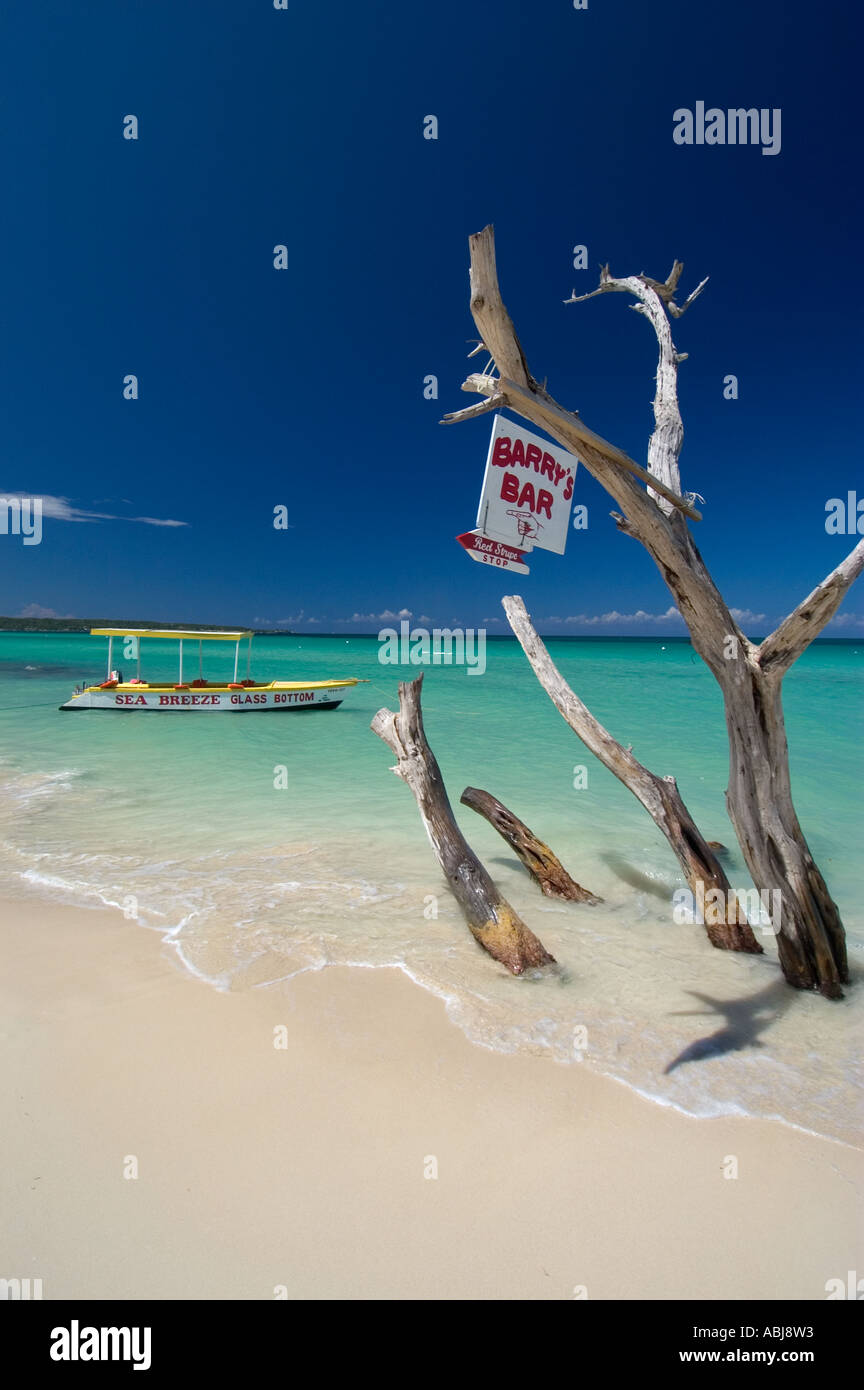 Barrys Bar Seven Mile Beach Negril Jamaica Stock Photo - Alamy