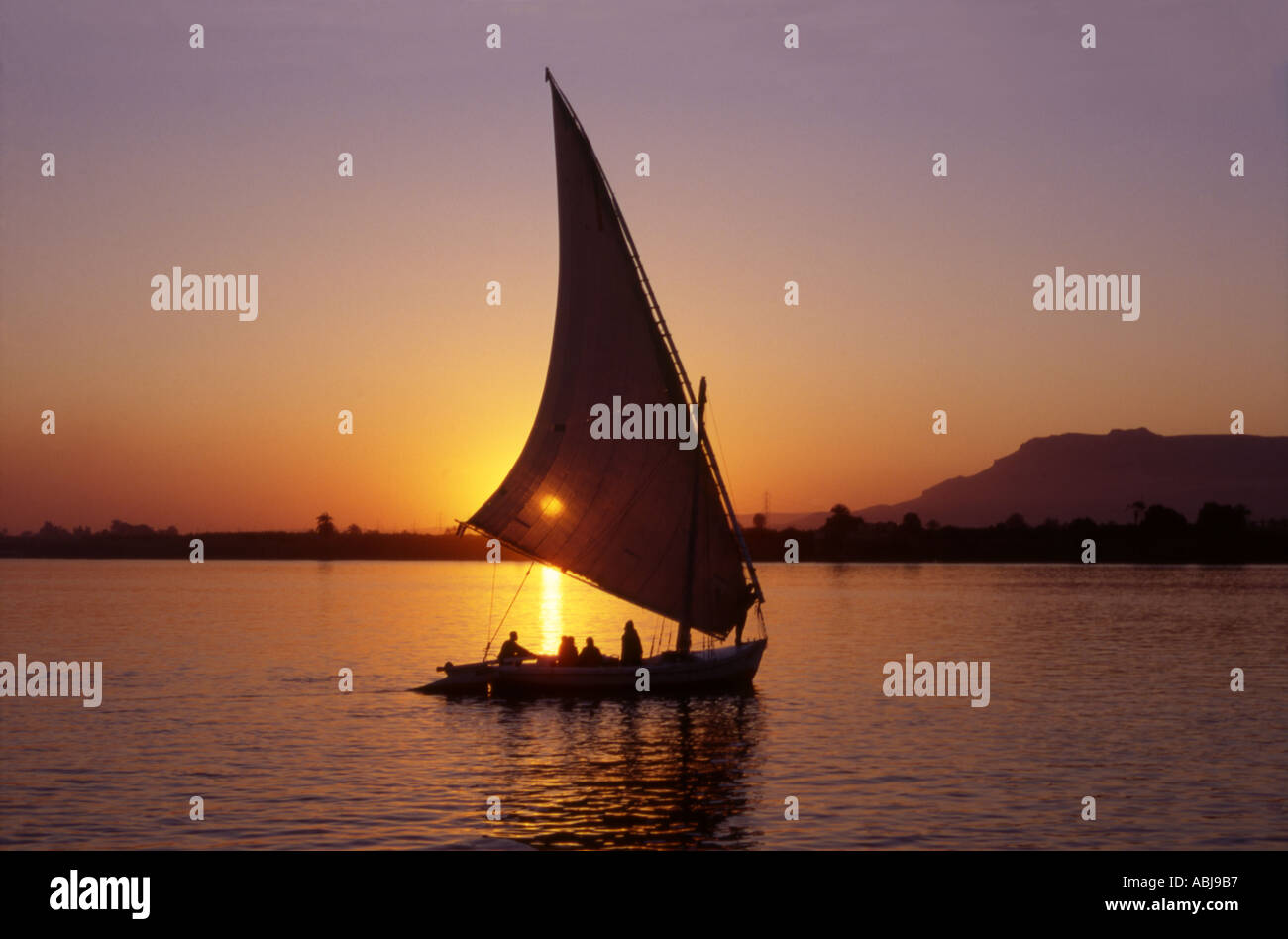 Felucca nile sunset hi-res stock photography and images - Alamy