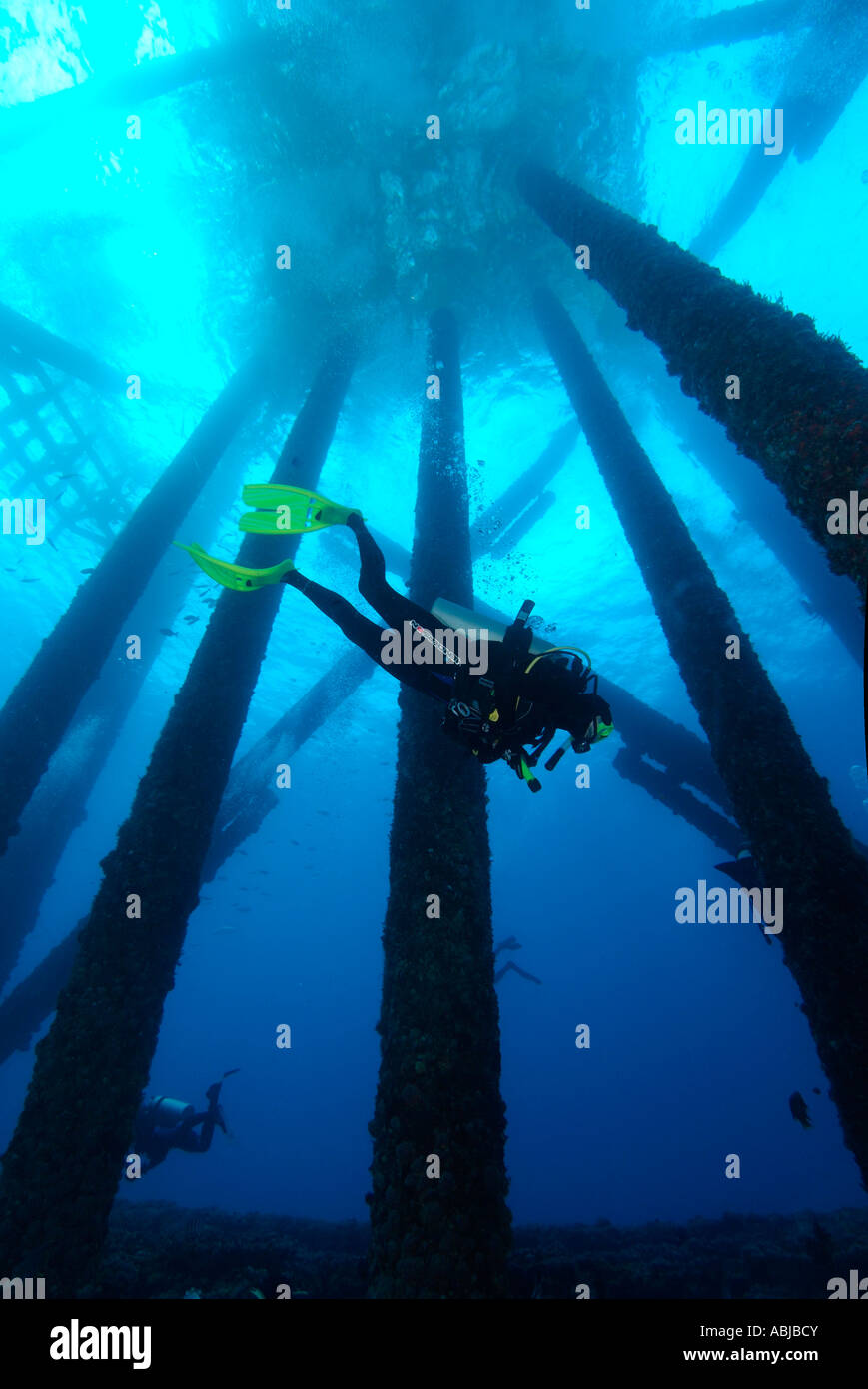 Oil rig gulf of mexico underwater hi-res stock photography and images ...