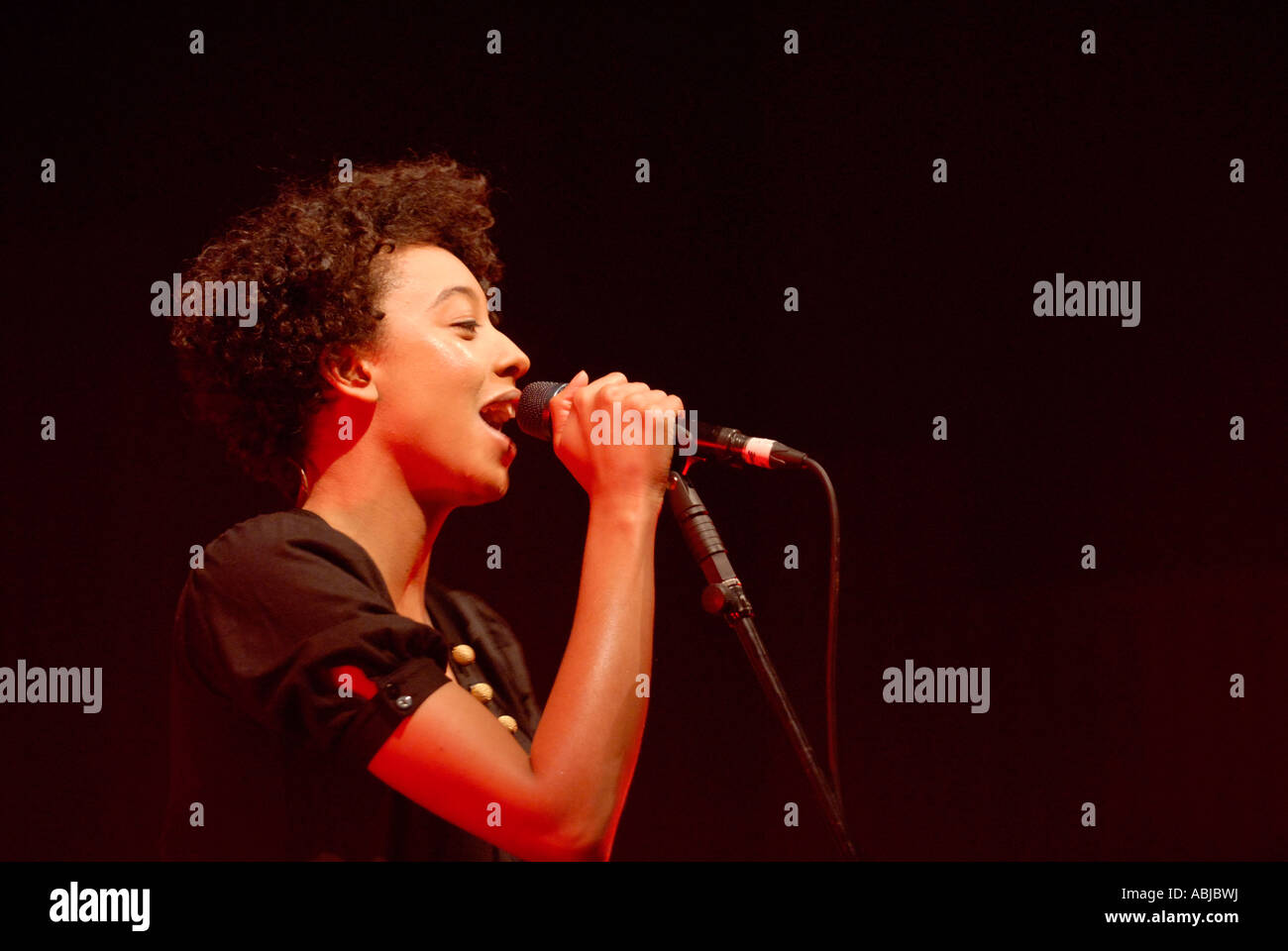 Corrine Bailey Rae in concert Stock Photo - Alamy