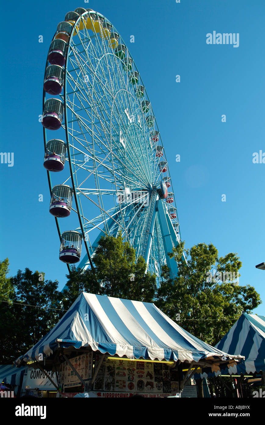 Farris wheel at the Dallas State Fair Stock Photo - Alamy