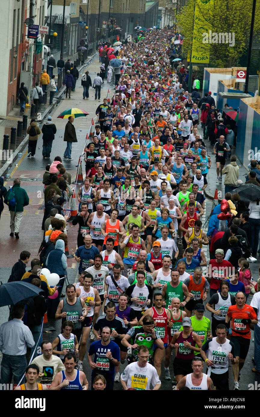 Marathon london hi-res stock photography and images - Alamy