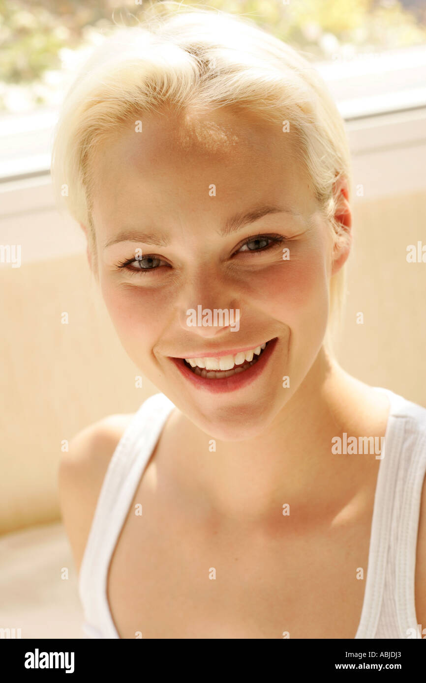 Close up woman cross eyed hi-res stock photography and images - Alamy