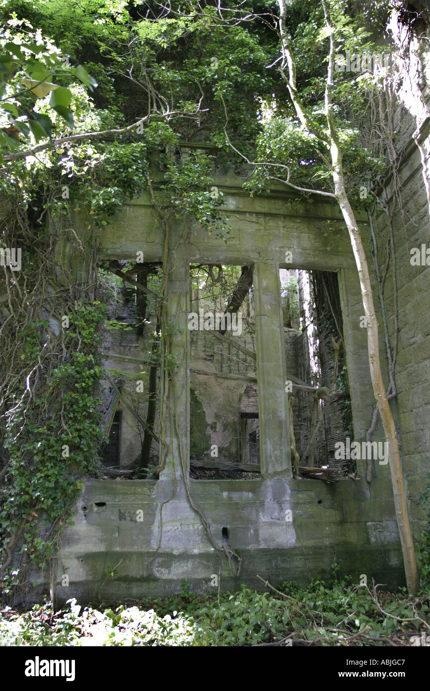 Buchanan castle hi-res stock photography and images - Alamy