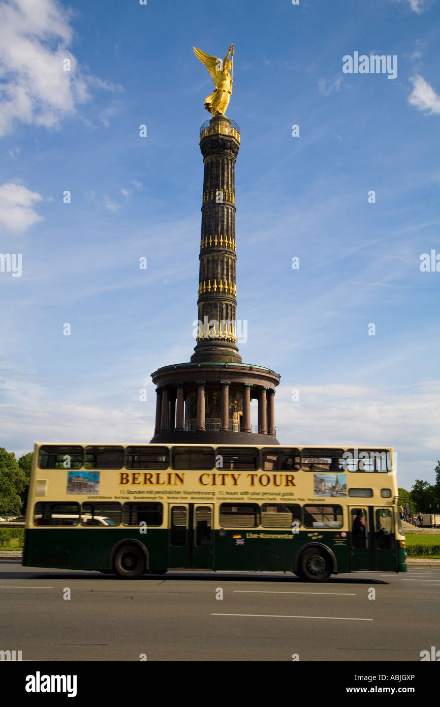 Doubl decker hi-res stock photography and images - Alamy