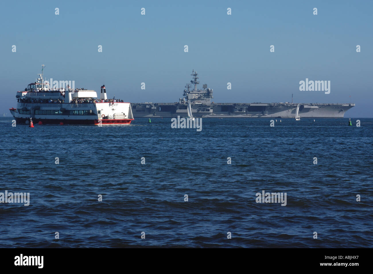 U.S.S. Ronald Reagan Stock Photo - Alamy