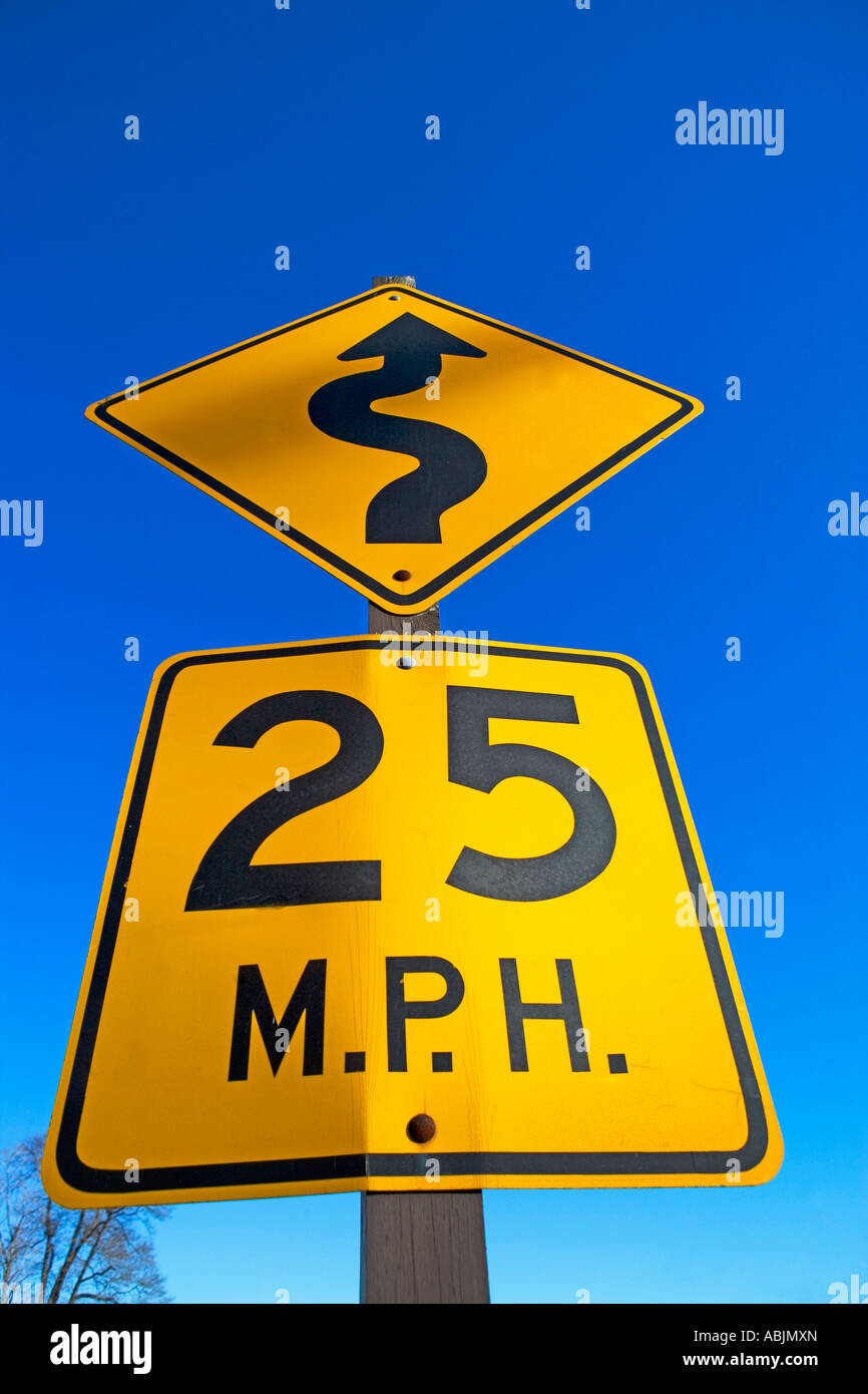 25 mph road sign hi-res stock photography and images - Alamy