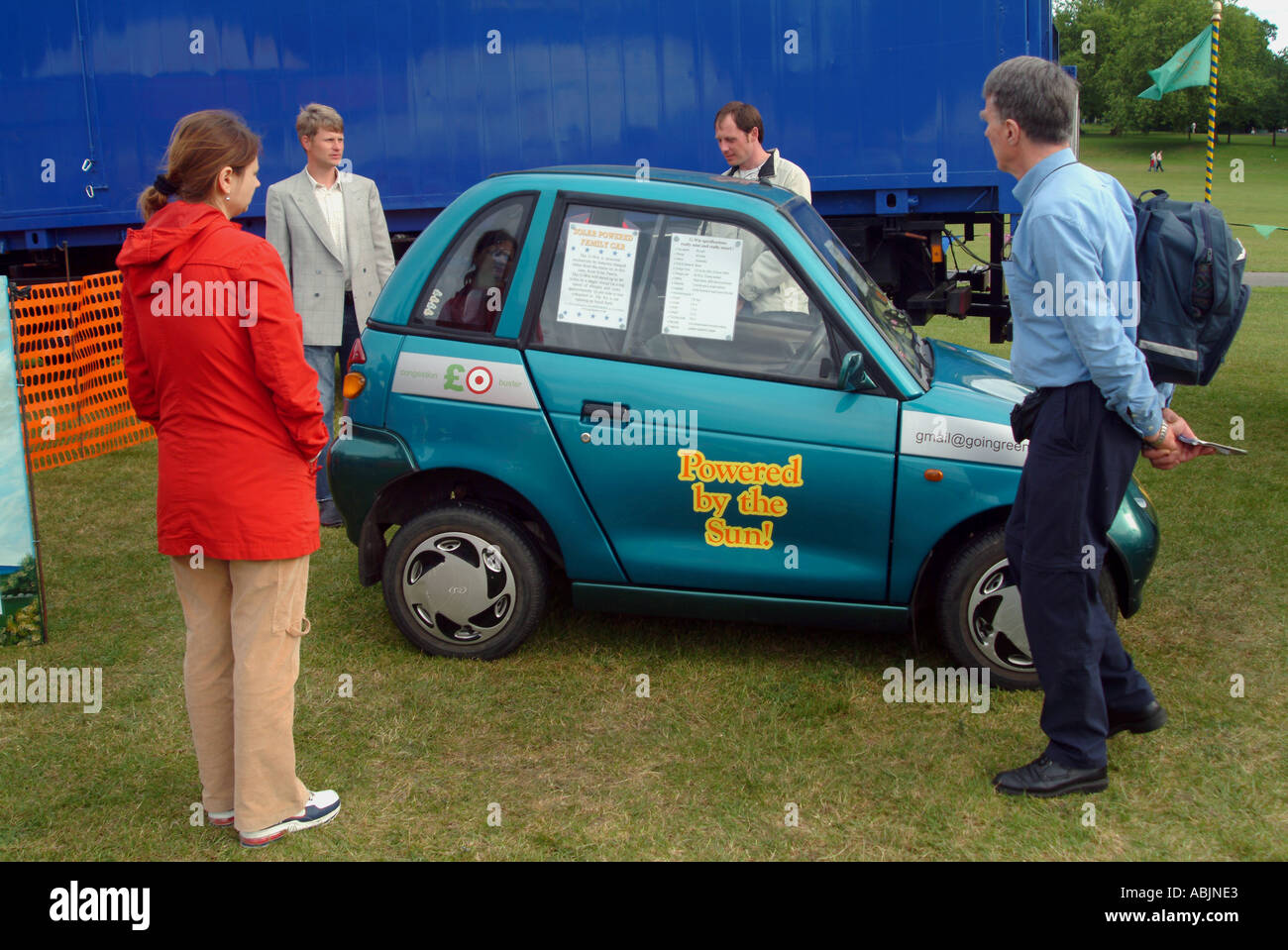 Solar powered engine hi-res stock photography and images - Alamy