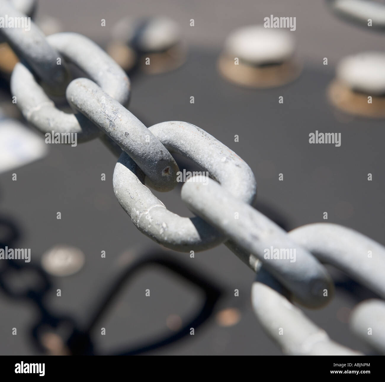 Close up of metal chain Stock Photo - Alamy