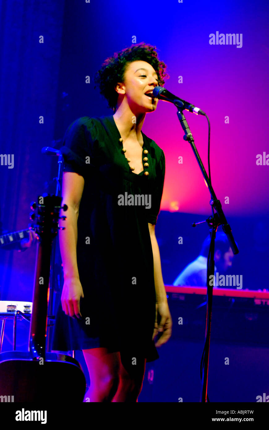Corrine bailey rae hi-res stock photography and images - Alamy