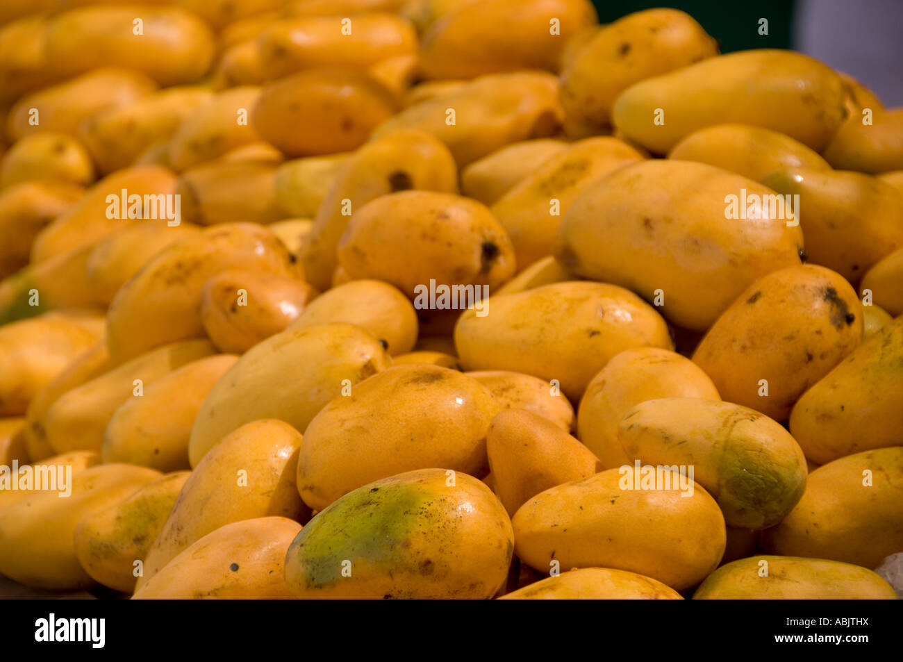 Mexican papaya hi-res stock photography and images - Alamy