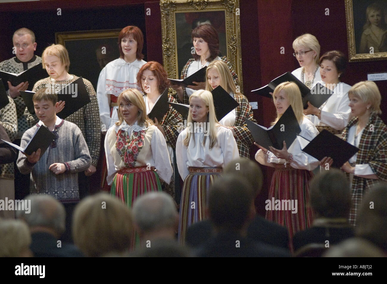 Estonian traditional choir Stock Photo - Alamy