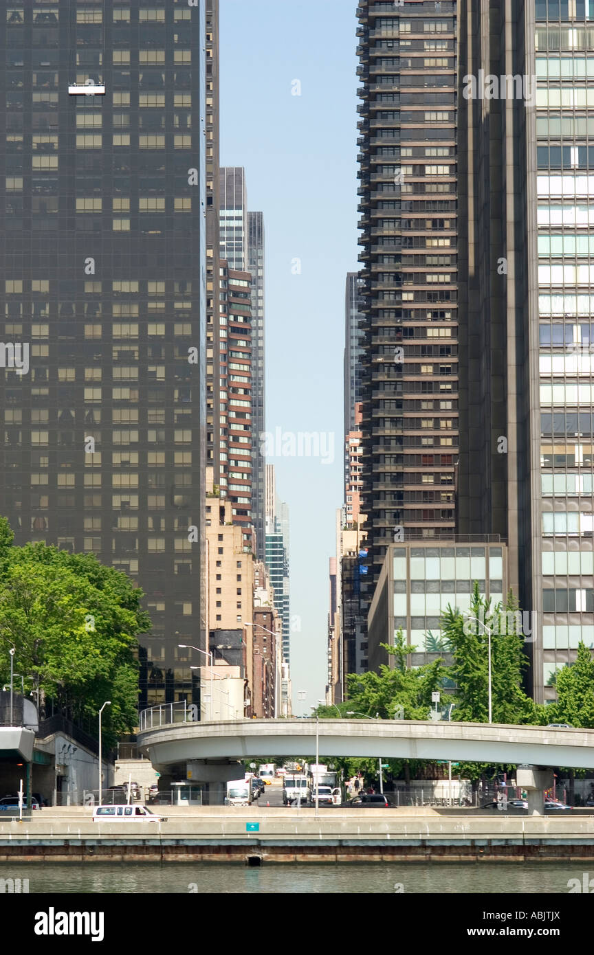 Midtown Manhattan 48 st New York Stock Photo - Alamy