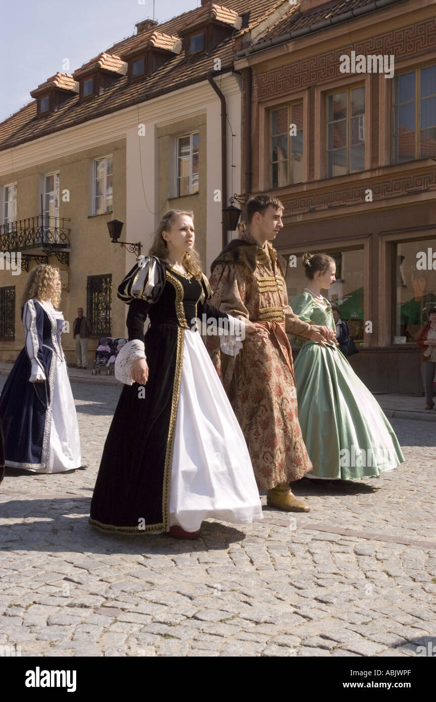 Group people in historical hi-res stock photography and images - Alamy