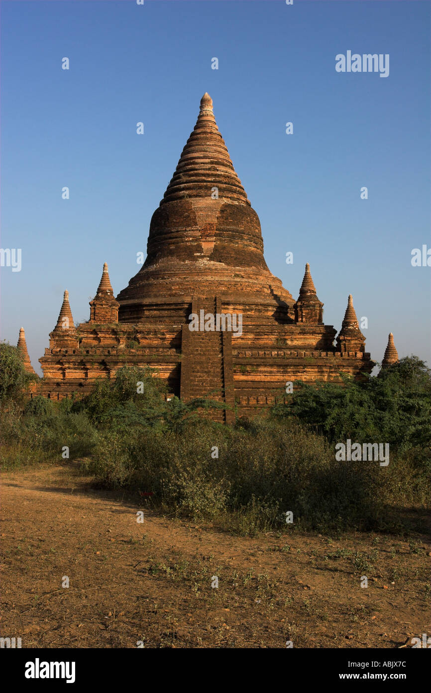 Myanmar Bagan Old Bagan Ancient monuments near Thatbyinnyu Pahto Stock ...