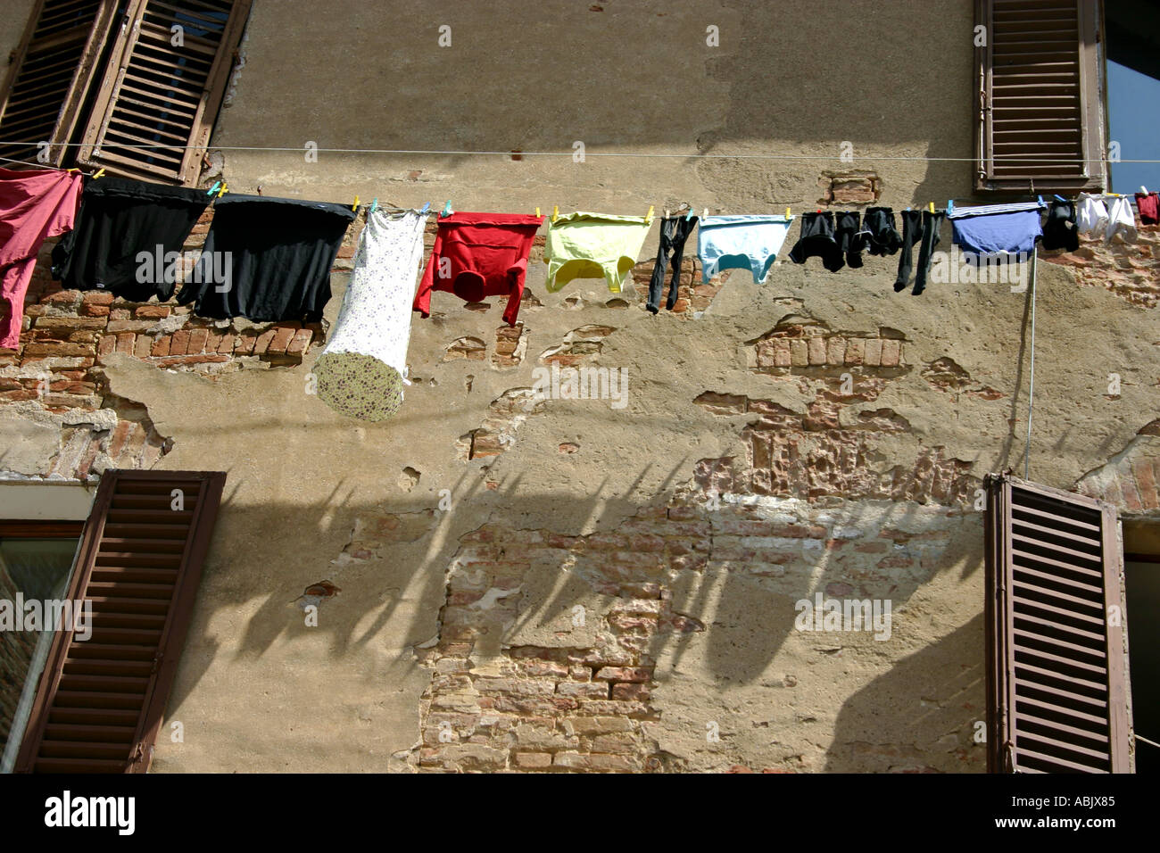 Clothes blowing in the breeze hi-res stock photography and images - Alamy