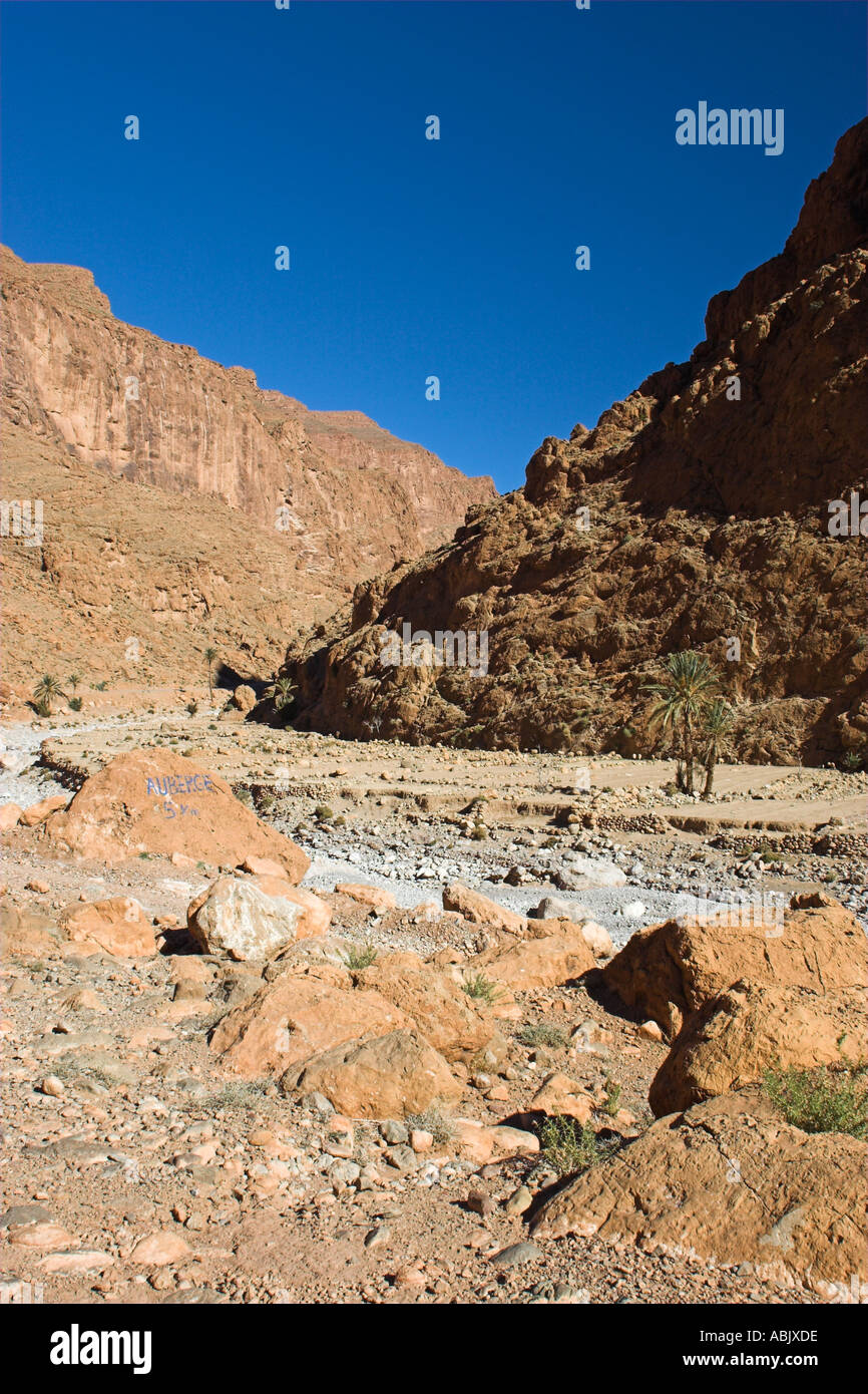 Rock climbing todra gorge morocco hi-res stock photography and images ...