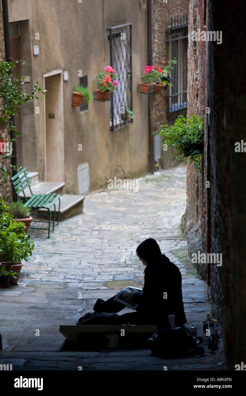 Female Italian architecture pavement Artist, drawing, screeving ...