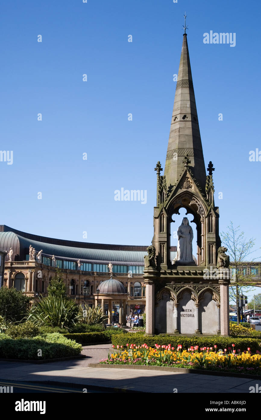 Victoria gardens harrogate hi-res stock photography and images - Alamy