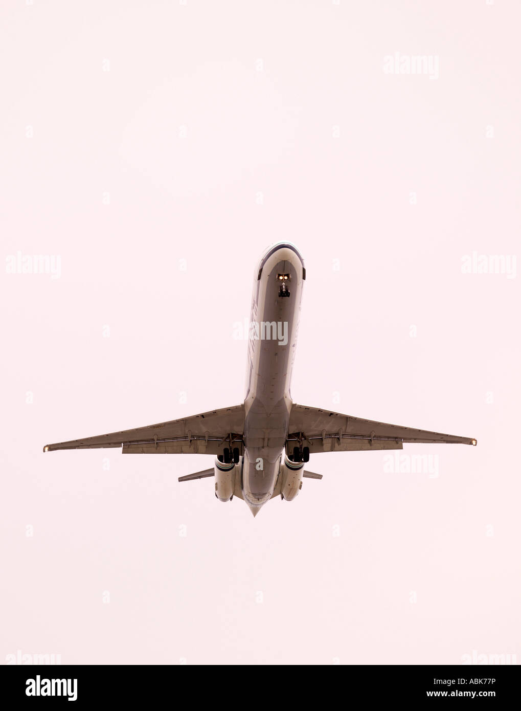 Md 80 plane hi-res stock photography and images - Alamy