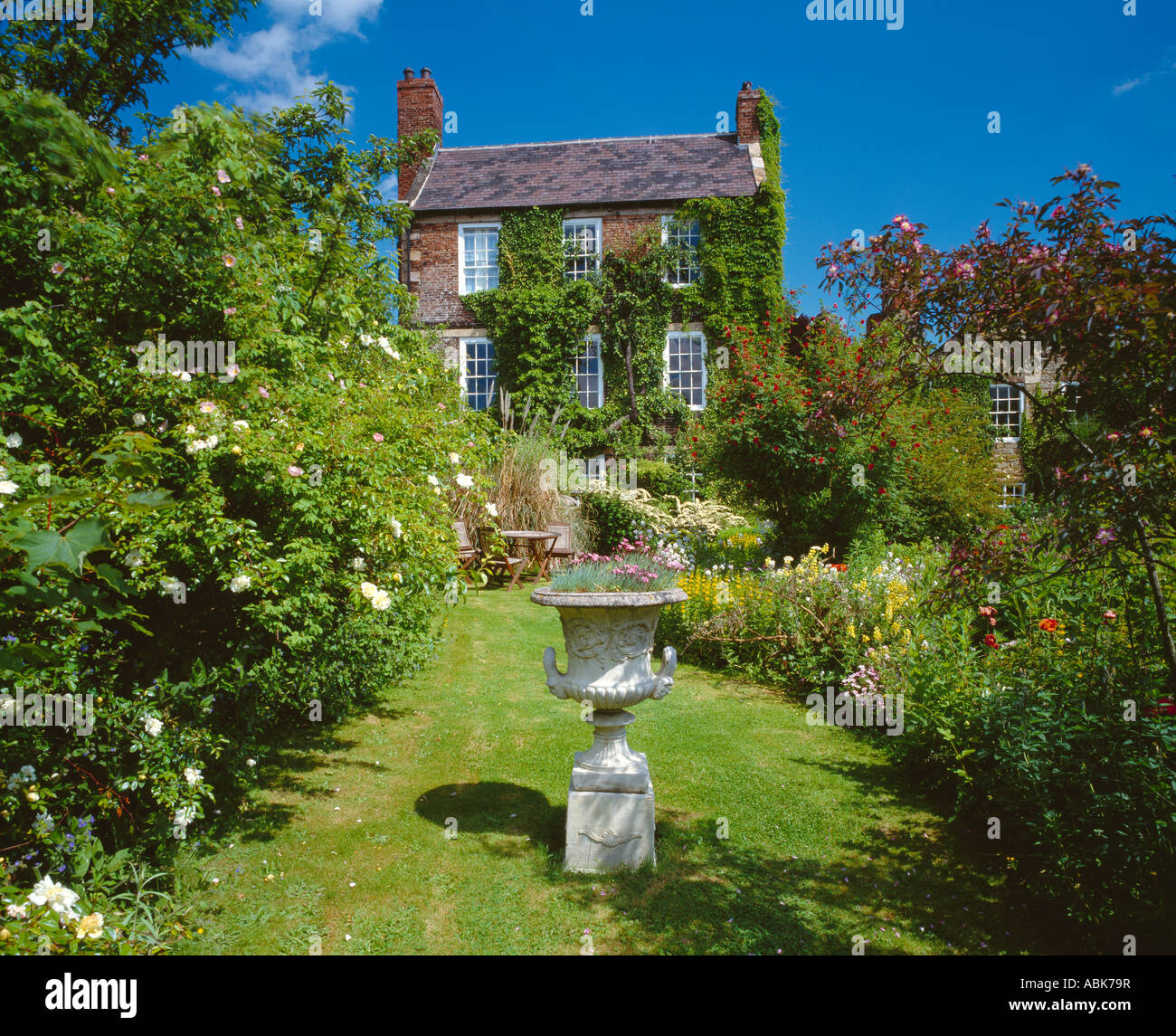 Crook hall hi-res stock photography and images - Alamy