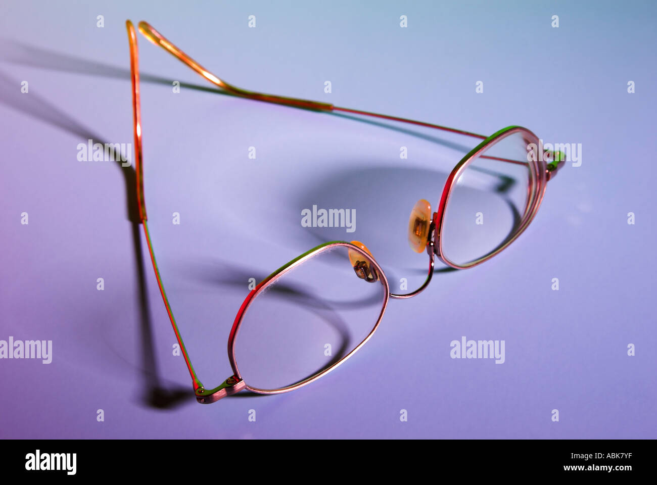 Green spectacles cutout hi-res stock photography and images - Alamy