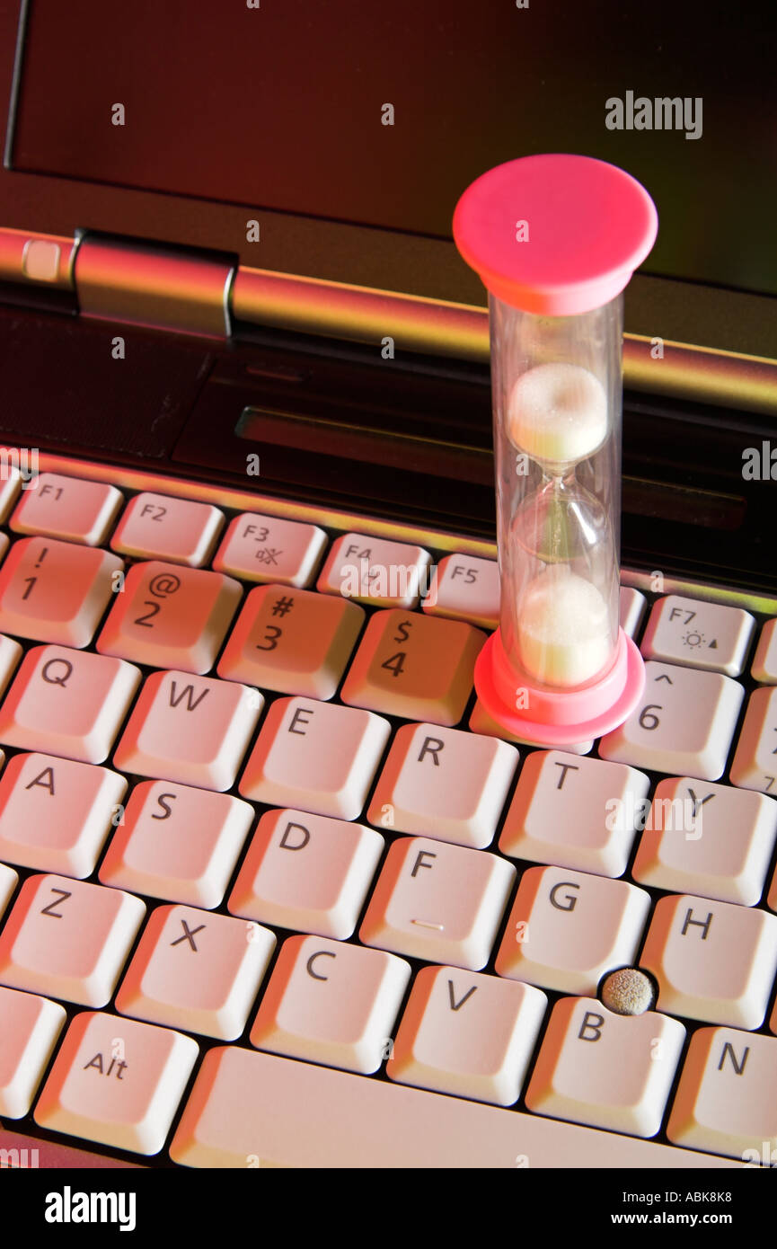 Hourglass laptop hi-res stock photography and images - Alamy