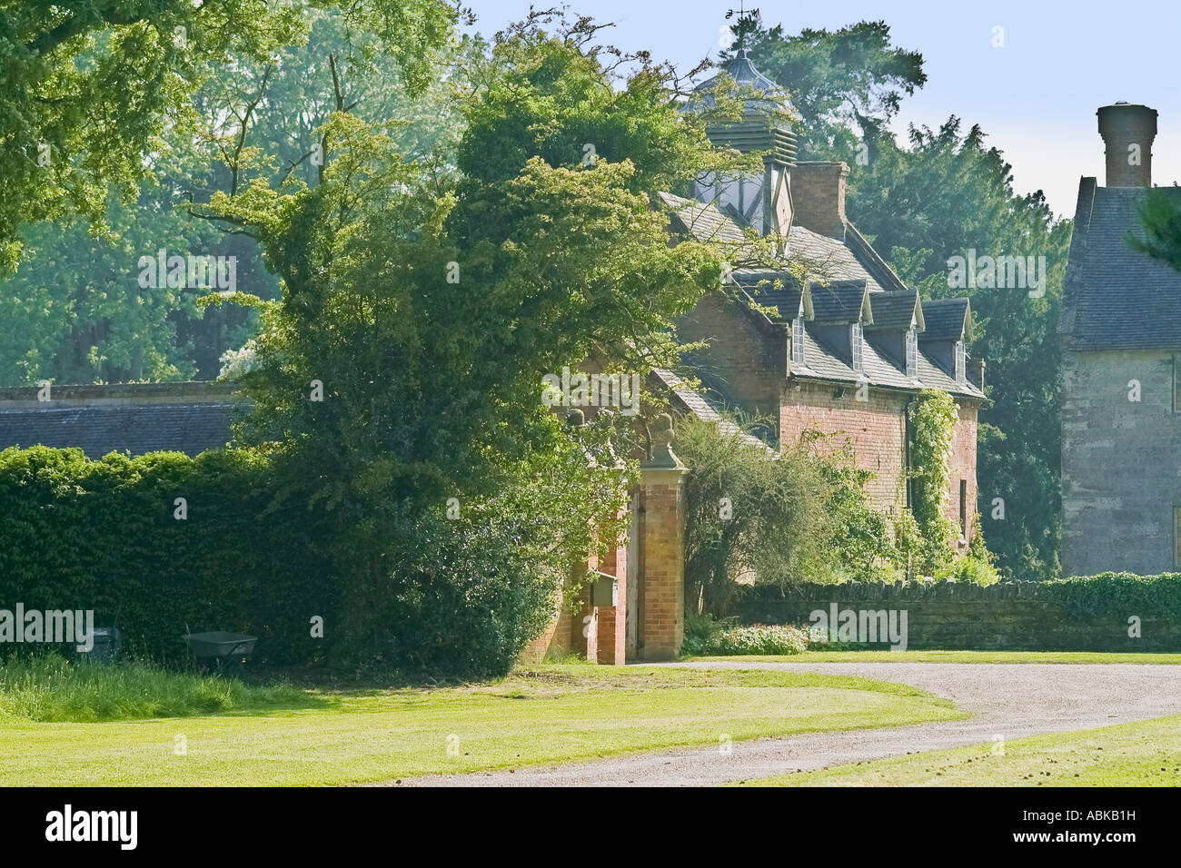 Baddesley Manor Stock Photos & Baddesley Manor Stock Images - Alamy