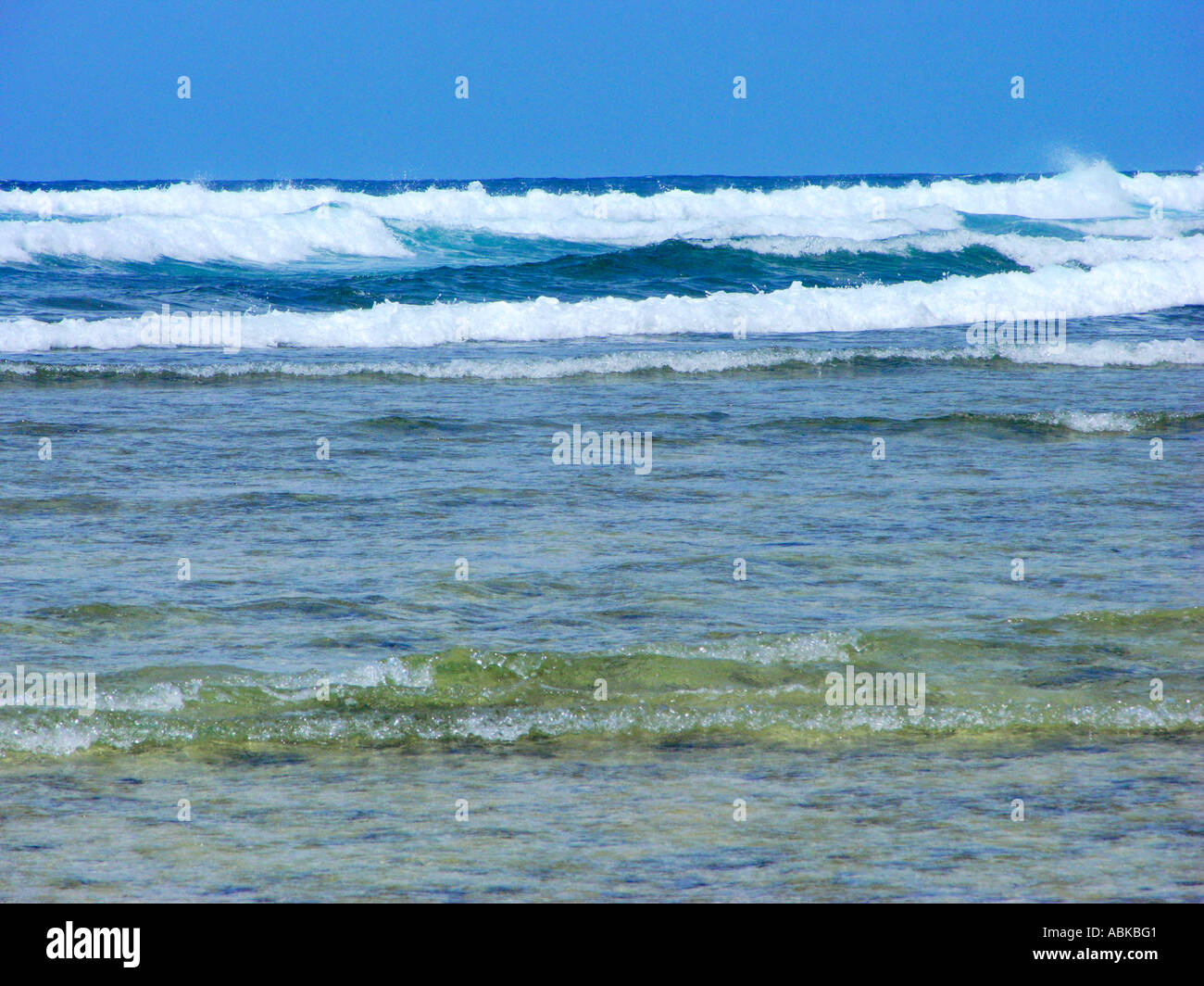 Low key land and sea hi-res stock photography and images - Alamy