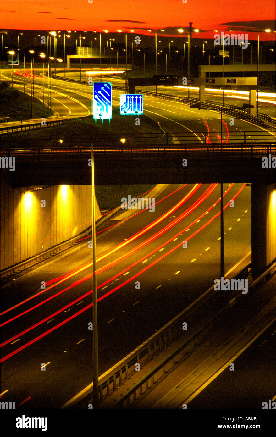 Urban clearway hi-res stock photography and images - Alamy