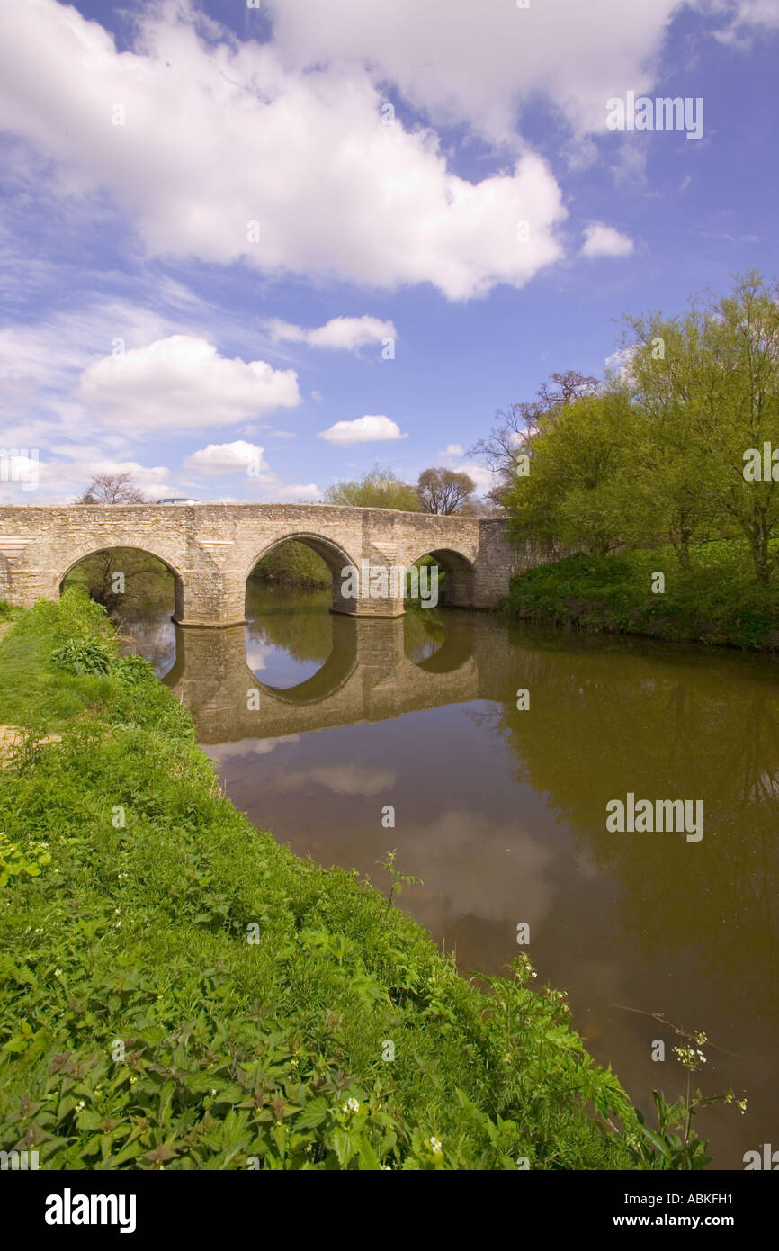 Teston bridge and the river Medway Stock Photo - Alamy