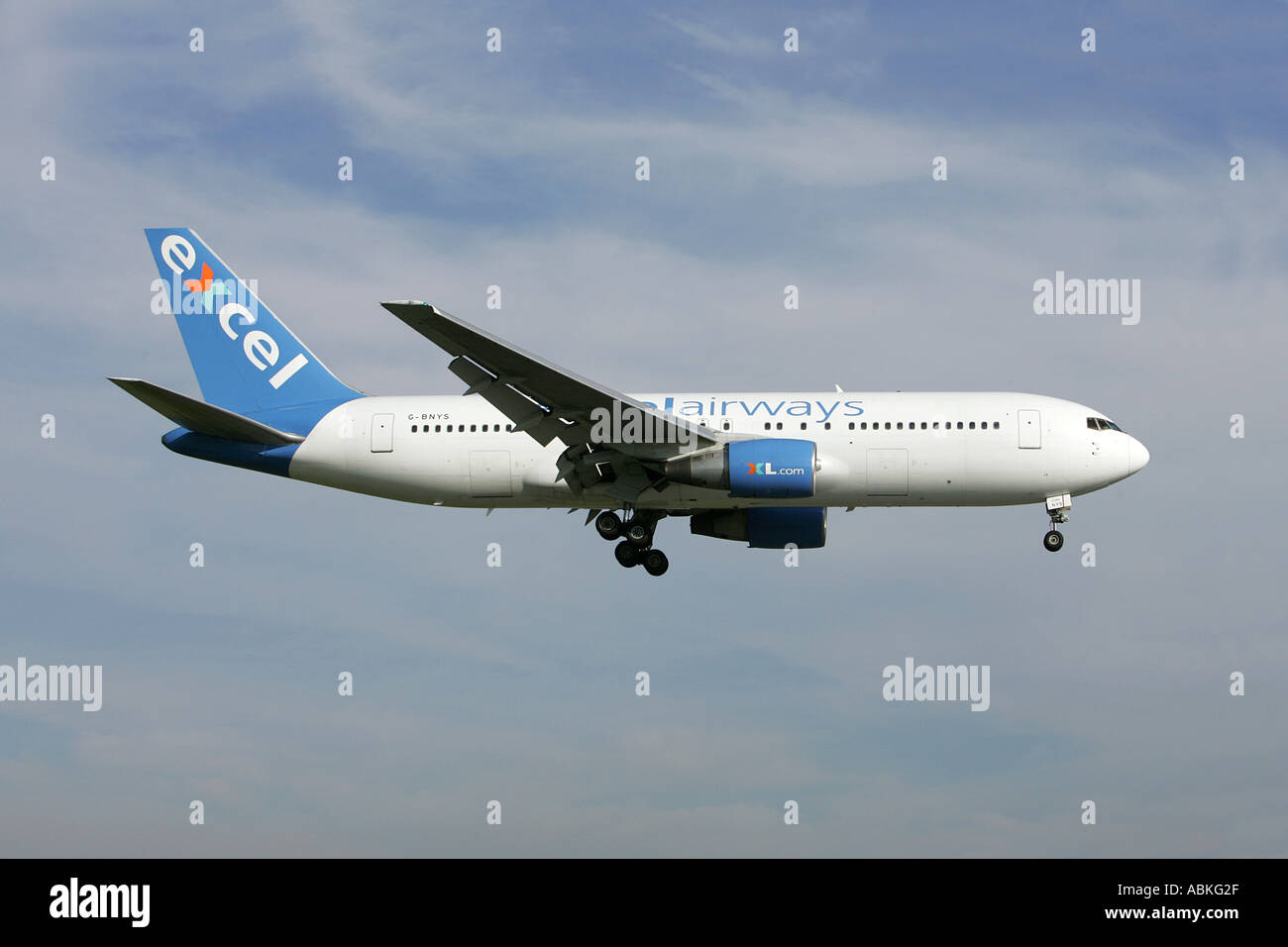 land arrive airport aerial world in motion single speed transportation ...