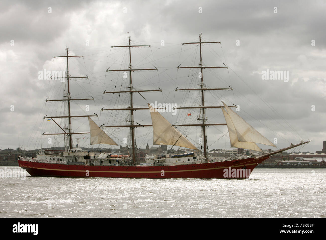Mizzen mast boom hi-res stock photography and images - Alamy