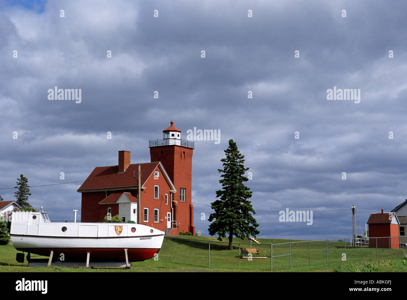 AGATE BAY LIGHT STATION (1892) IN TWO HARBORS, N.E. MINNESOTA. ON THE ...