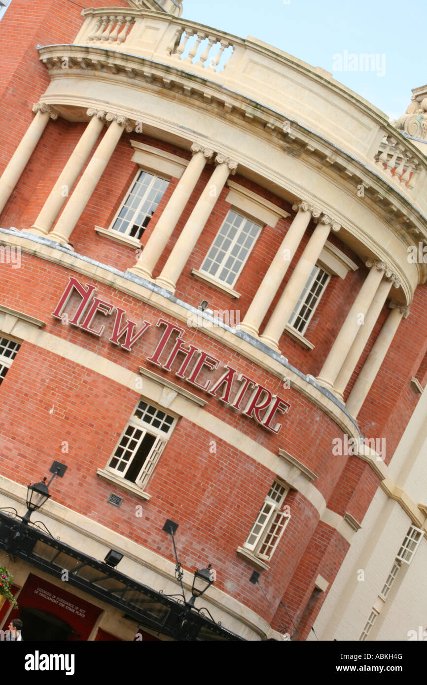 New theatre cardiff hi-res stock photography and images - Alamy