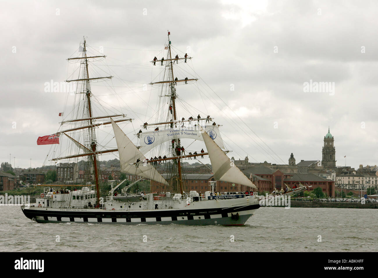 Mizzen mast hi-res stock photography and images - Alamy