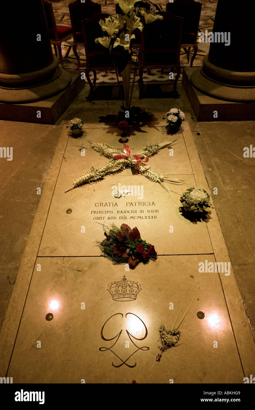 Tomb princess grace in cathedral hi-res stock photography and images ...