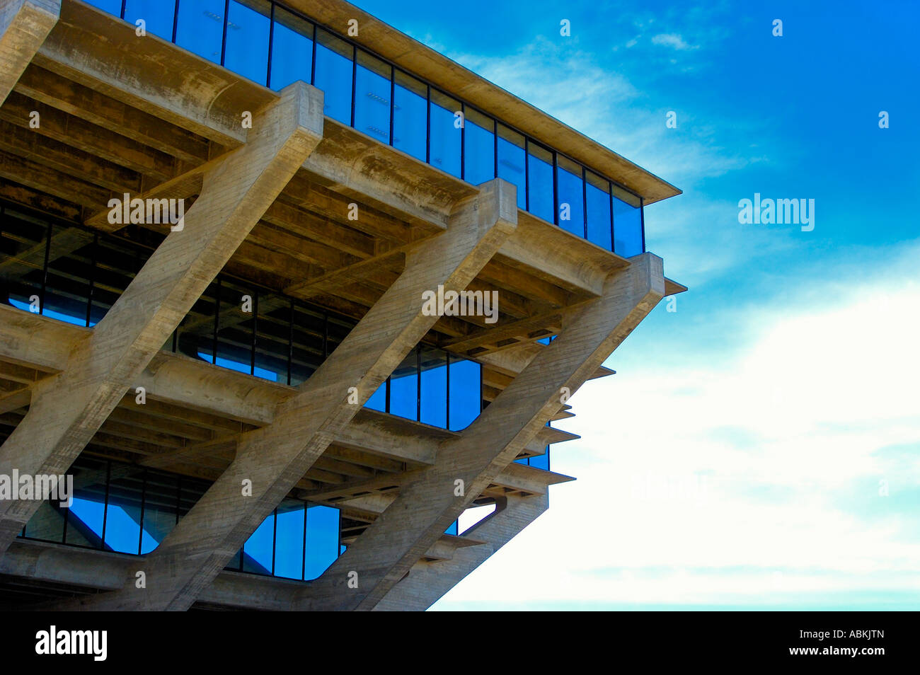 Geisel library architecture hi-res stock photography and images - Alamy