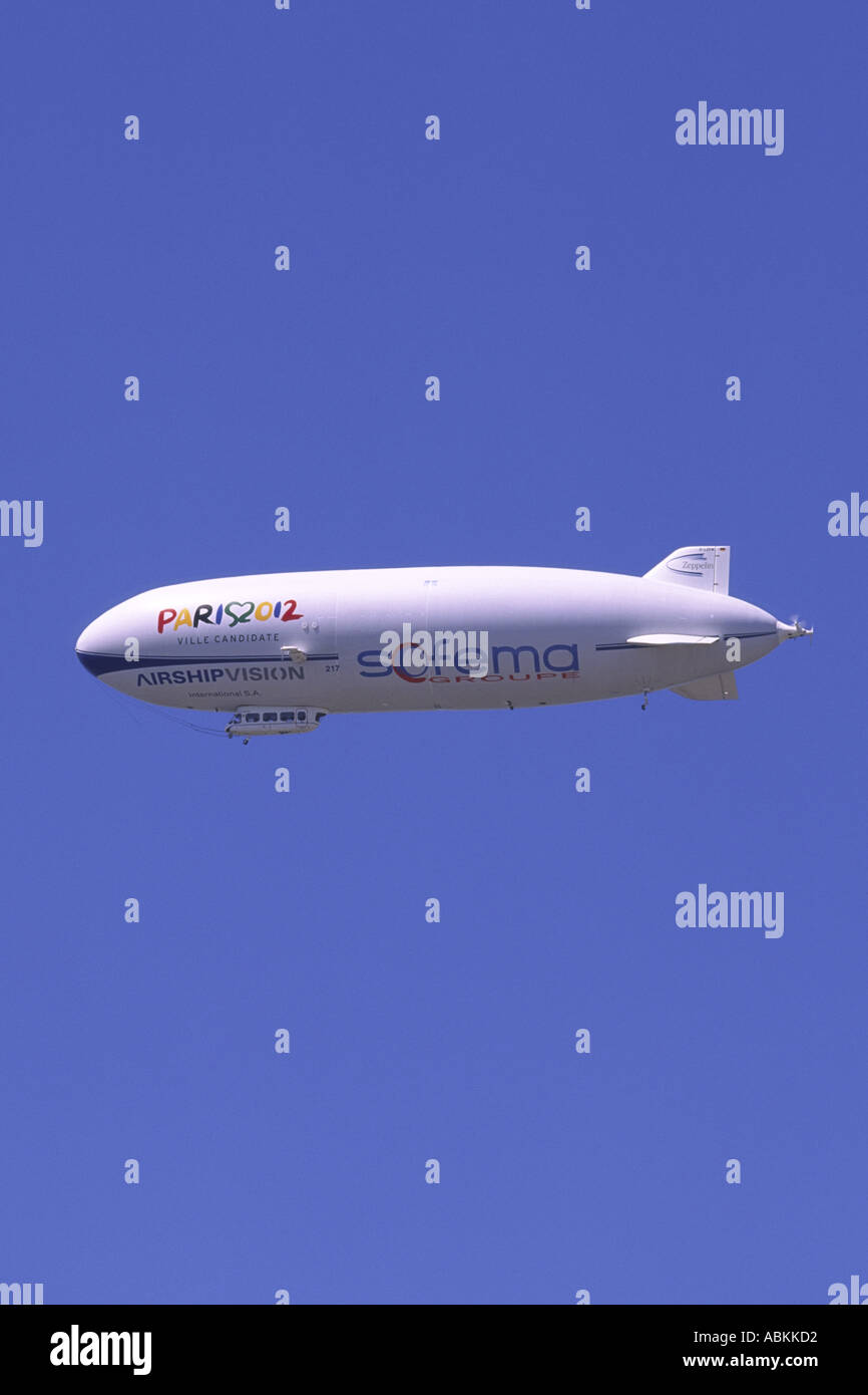 Zeppelin nt hi-res stock photography and images - Alamy