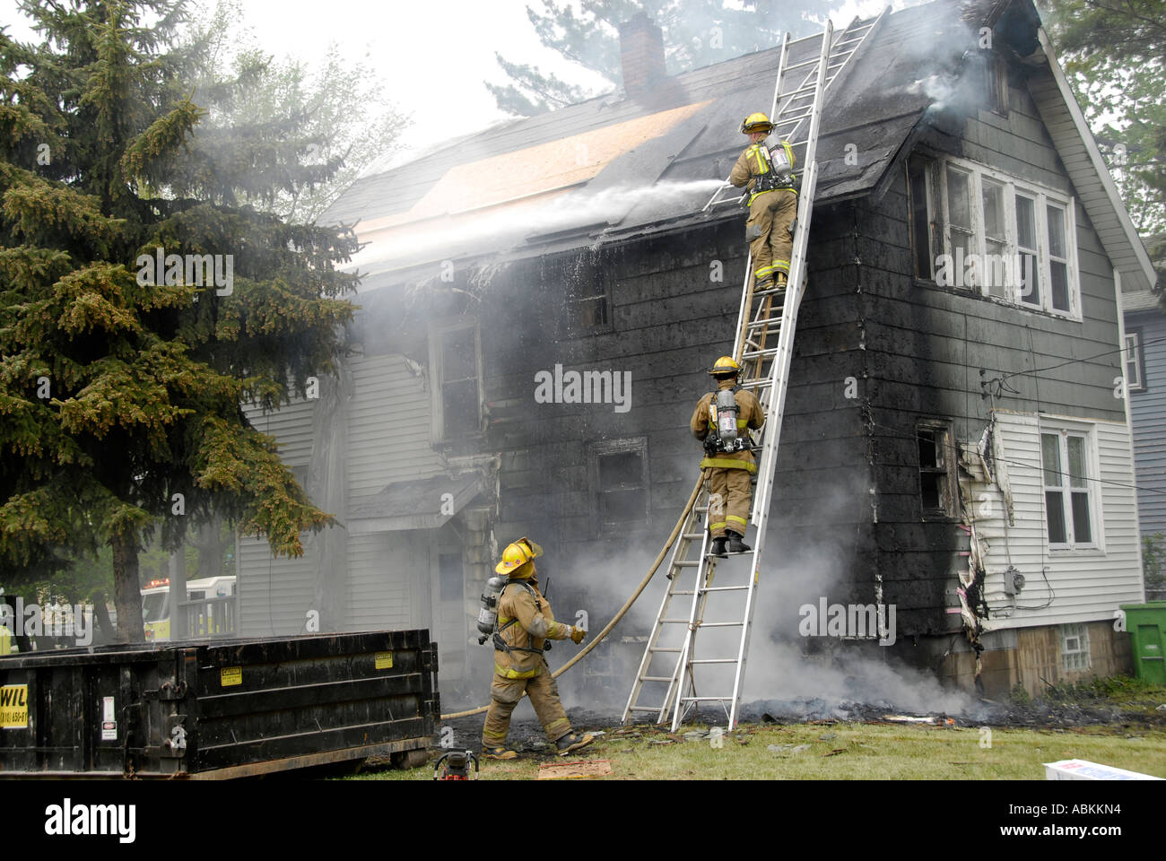 Firefighter work protect home hi-res stock photography and images - Alamy