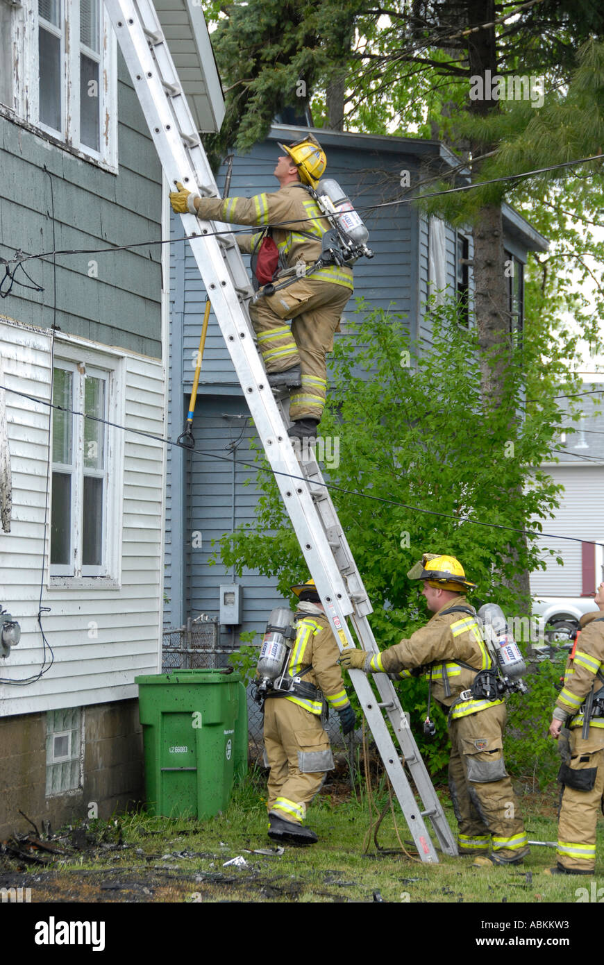Firefighter work protect home hi-res stock photography and images - Alamy