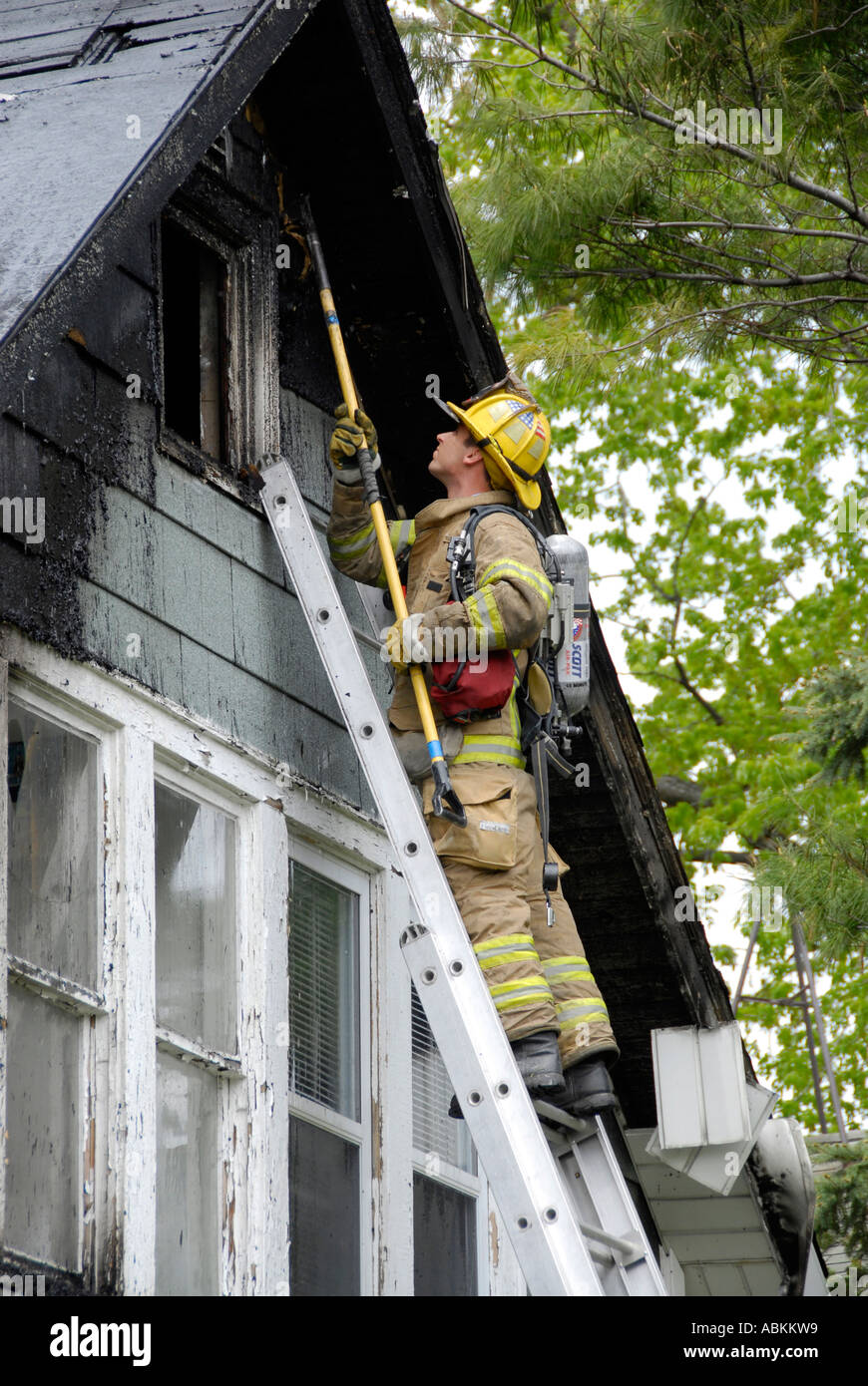 Firefighter work protect home hi-res stock photography and images - Alamy