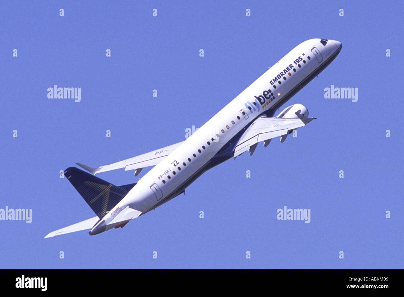 Embraer hi-res stock photography and images - Alamy