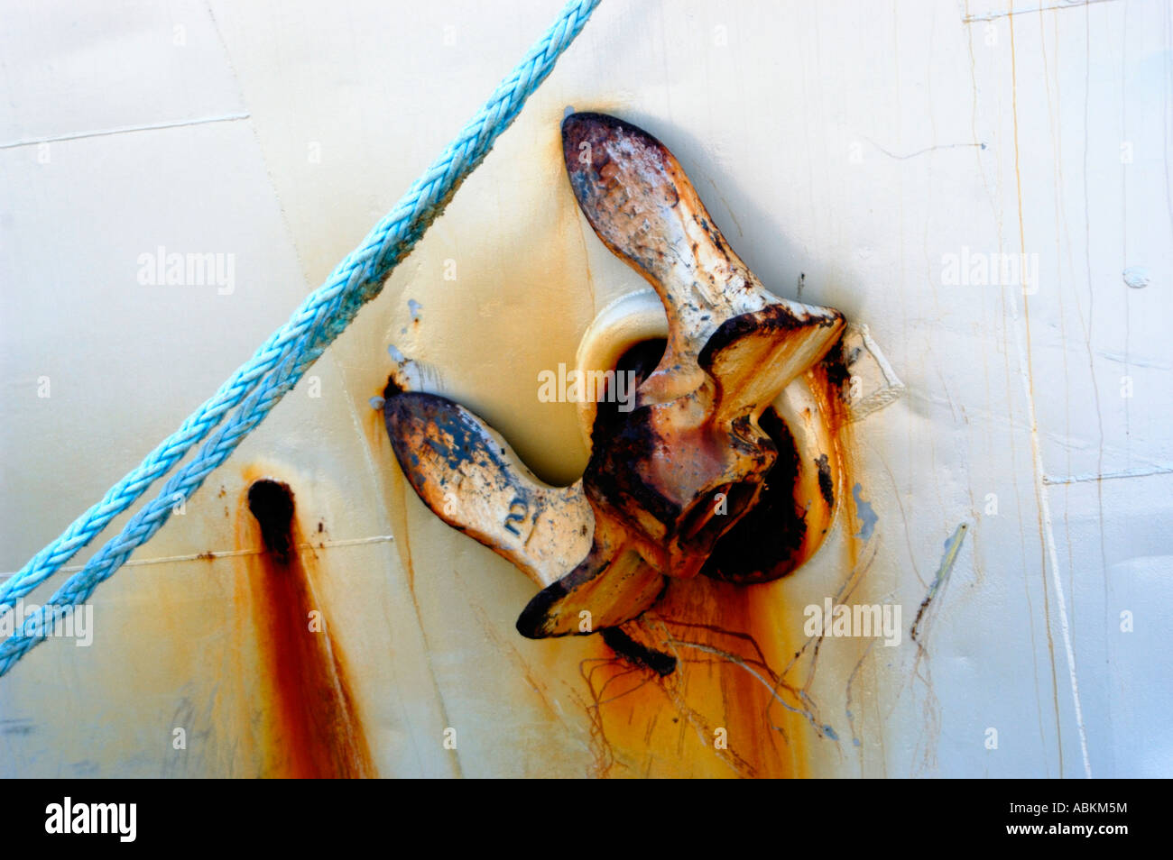 Anchor shipping line hi-res stock photography and images - Alamy