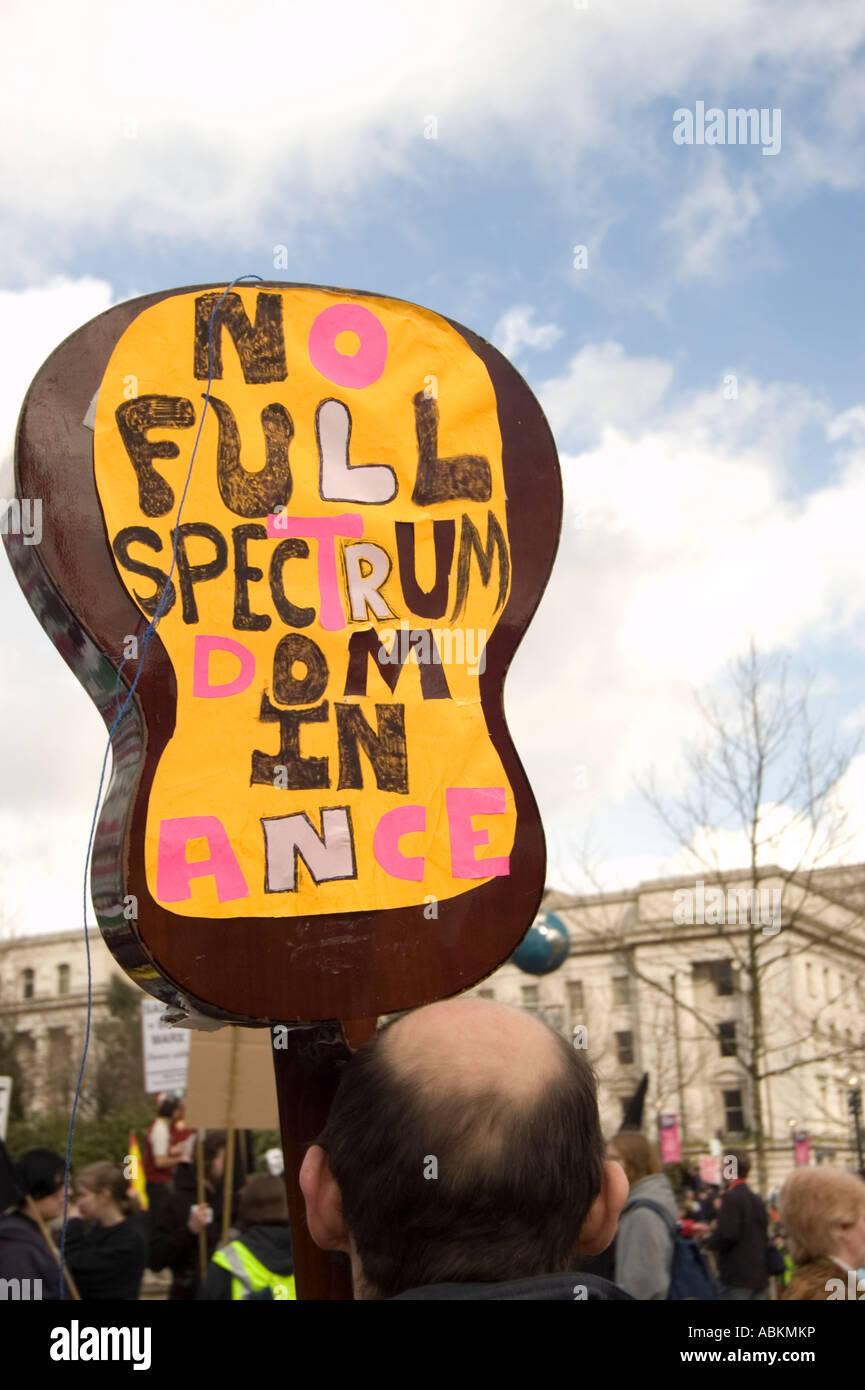 anti war protests in london 2003 with a guitar dont attack iraq not in ...