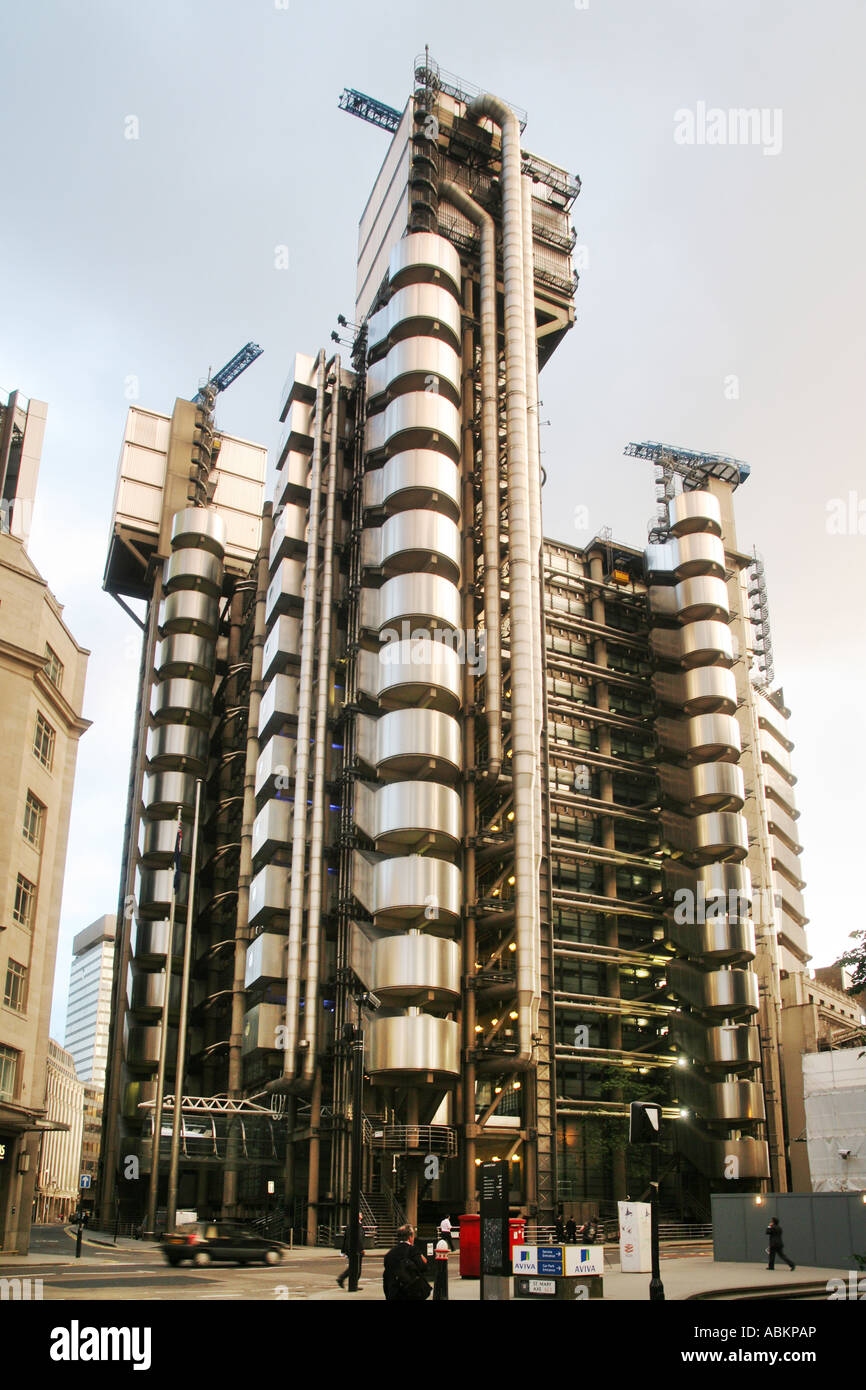 Insurance building hi-res stock photography and images - Alamy