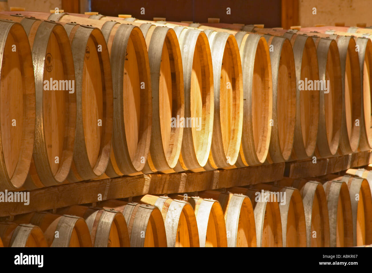 Oak Barrel Aging Of Wine at Henry Trethowan blog