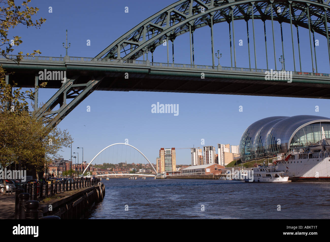 The Sage Gateshead concert hall on the River Tyne, landmark modern ...